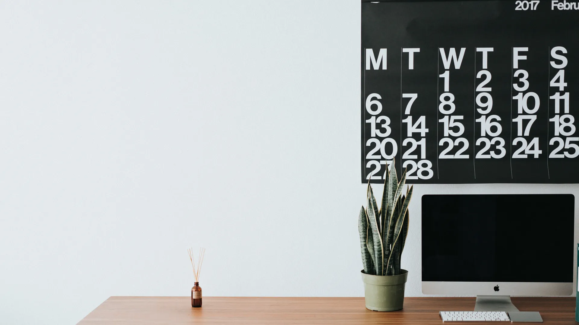 Customizing themes with CSS & HTML Customizing themes with CSS & HTML